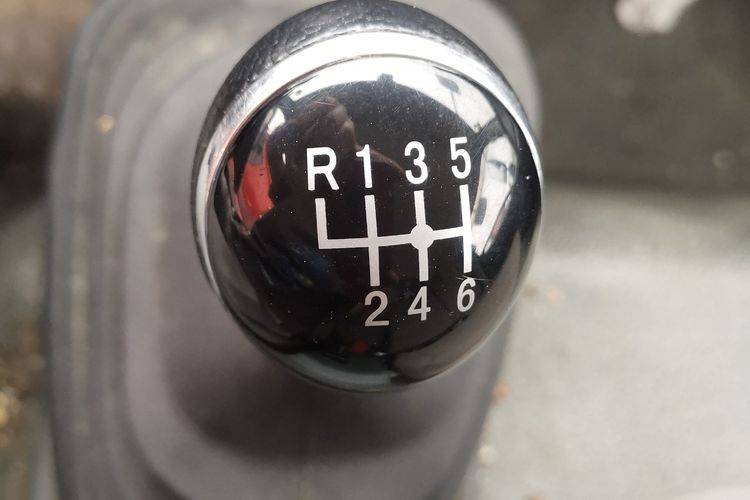 山东2022年二手东风柳汽乘龙 乘龙L2116马力4X24.2米载货车报价及图片大全 _ 卡家二手车