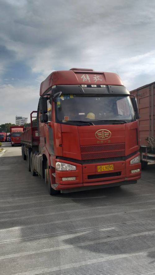 上海2016年二手一汽解放 解放J6P460马力6X4牵引车报价及图片大全 _ 卡家二手车